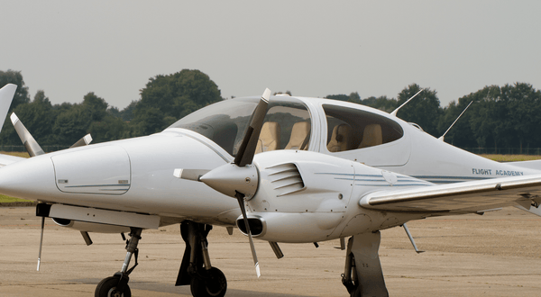 Mastering Radio Communication for Pilots - PlaneEnglish